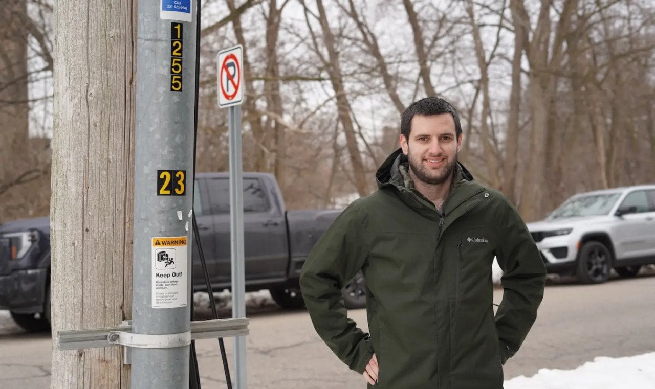 A simple yet expensive way to climate-proof the grid: Bury the power ...